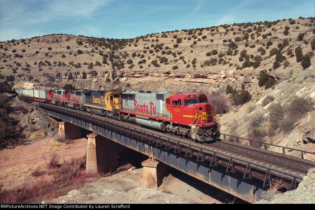 ATSF 223 E/B Bridge 6